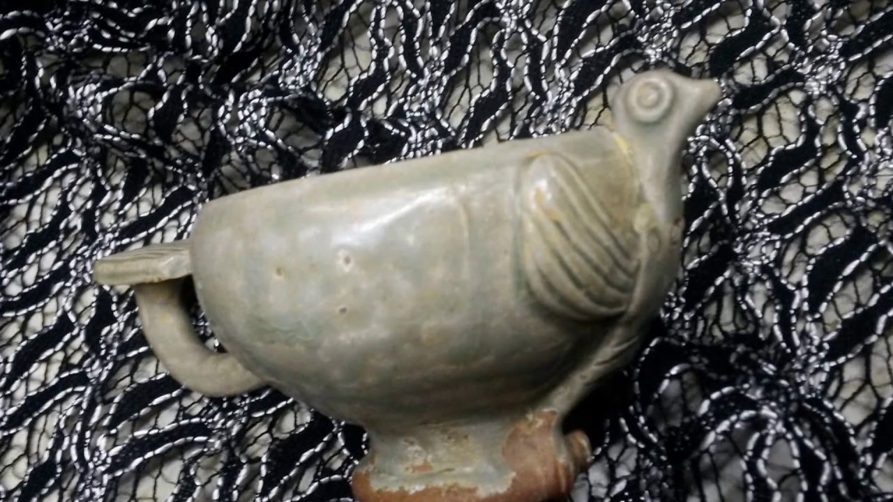 Museum 888 : Eastern Chun Dynasty Celadon Eagle Head Cup 執到寶博物館：東晉青瓷鷹頭杯 ...