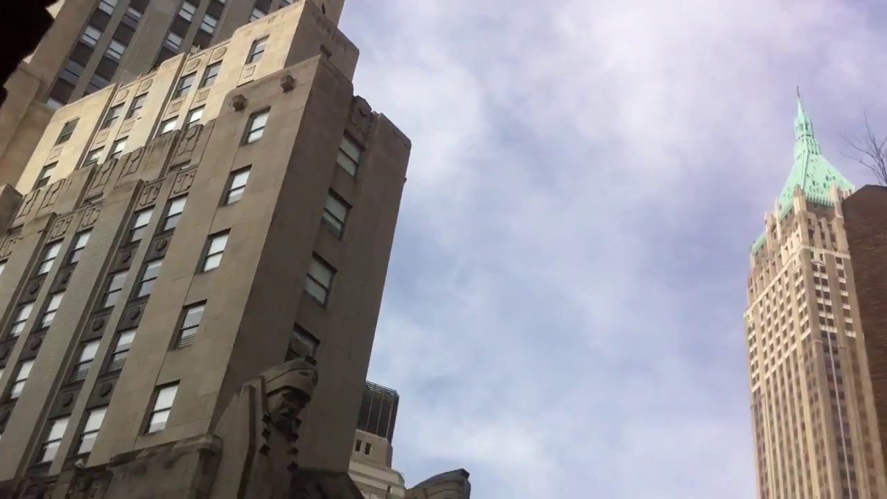 #subscribe #NYC #Manhattan Working on the 80 floor of a building in New ...