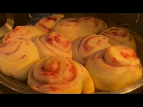 strawberry jam roll 🍓 easy and delicious strawberry bread roll 🤤 - YouTube