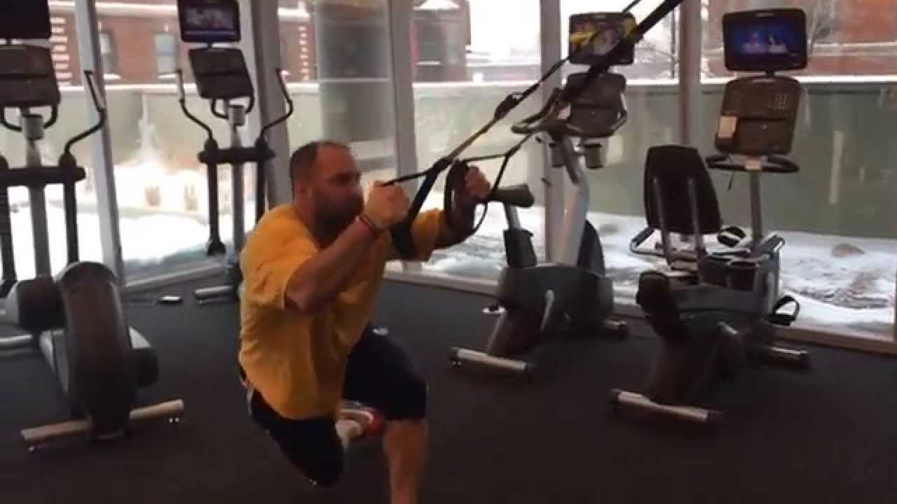 TRX: transverse lunges and squat hops - YouTube