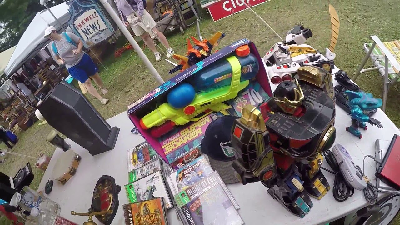 Live Retro Video Game Hunting Episode #42 Brimfield Flea Market - YouTube
