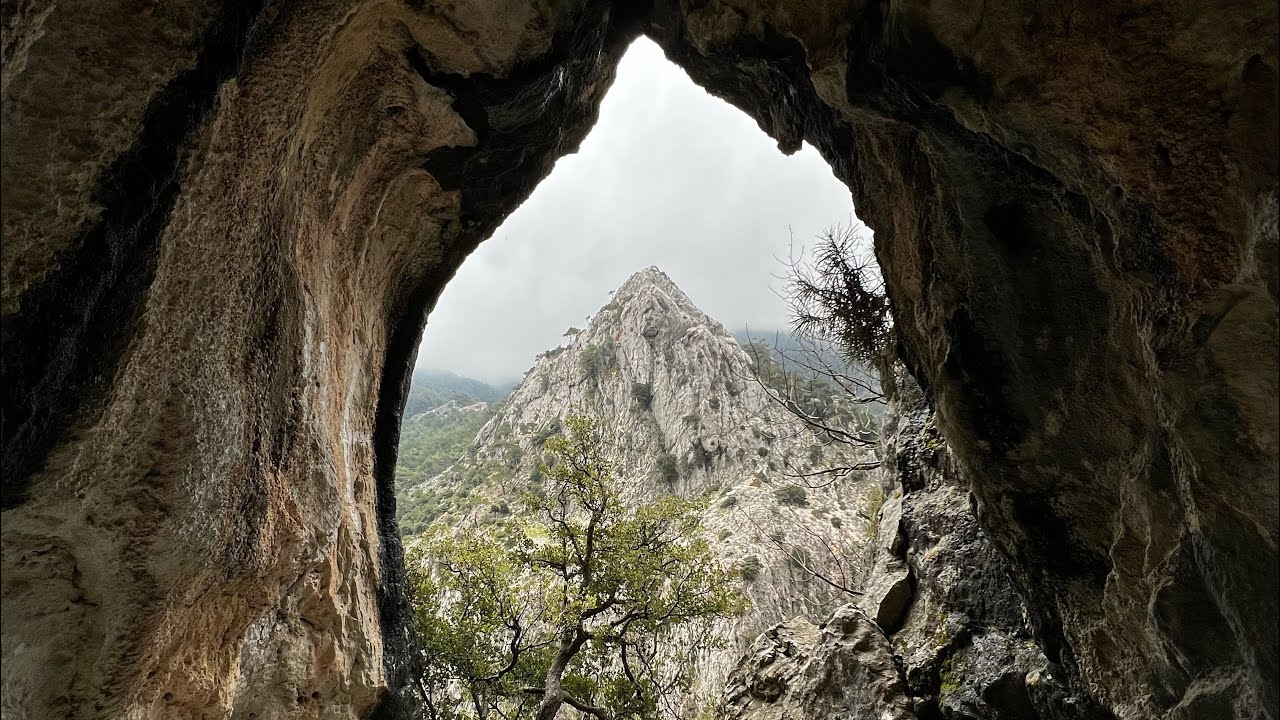 Samos Hiking - Path 11 - Kosmadei - Kakoperato - YouTube