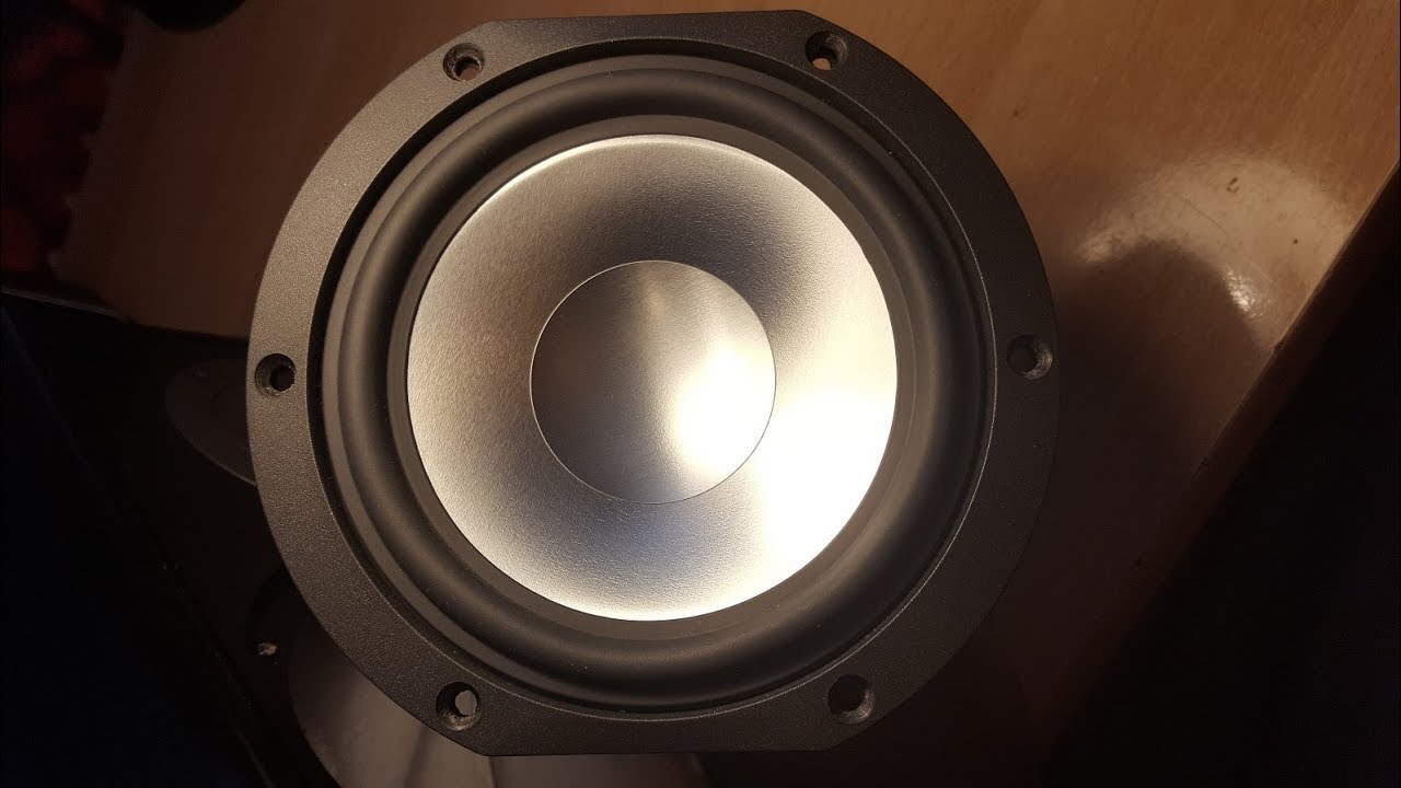 Canton Aluminium Woofer Test - YouTube