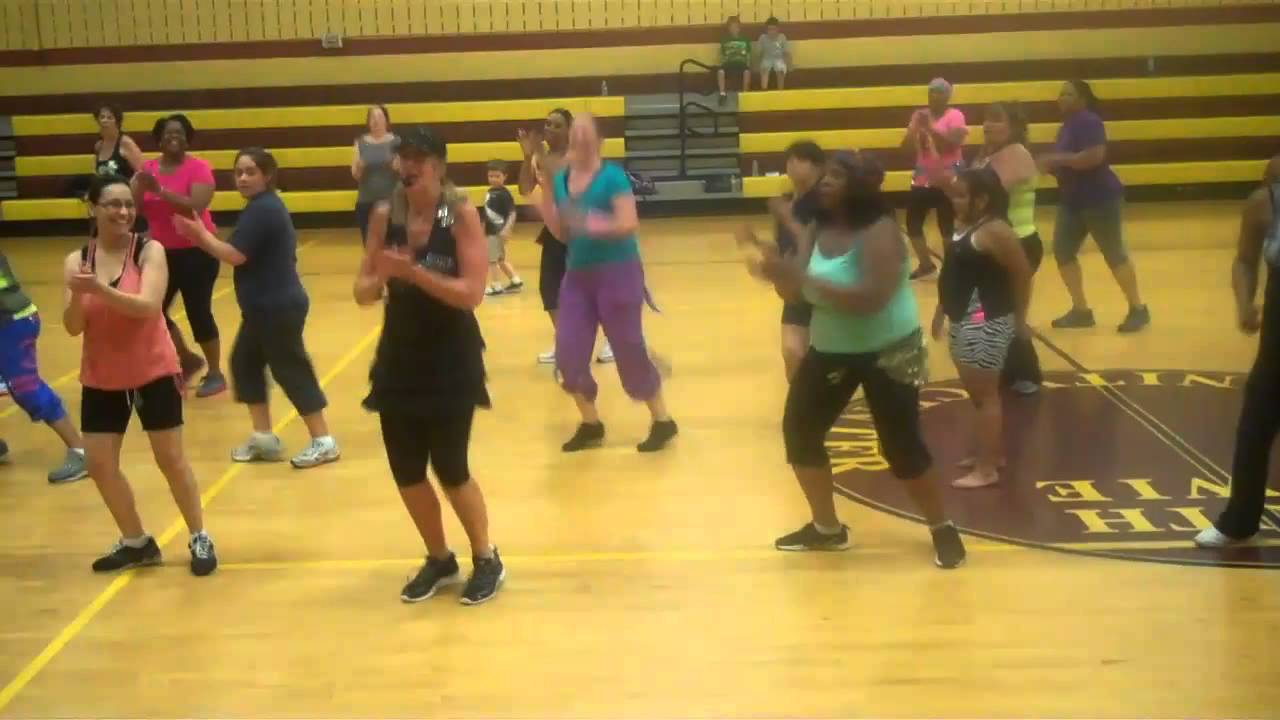 My Songs Know What you did in the Dark- ZUMBA style - YouTube