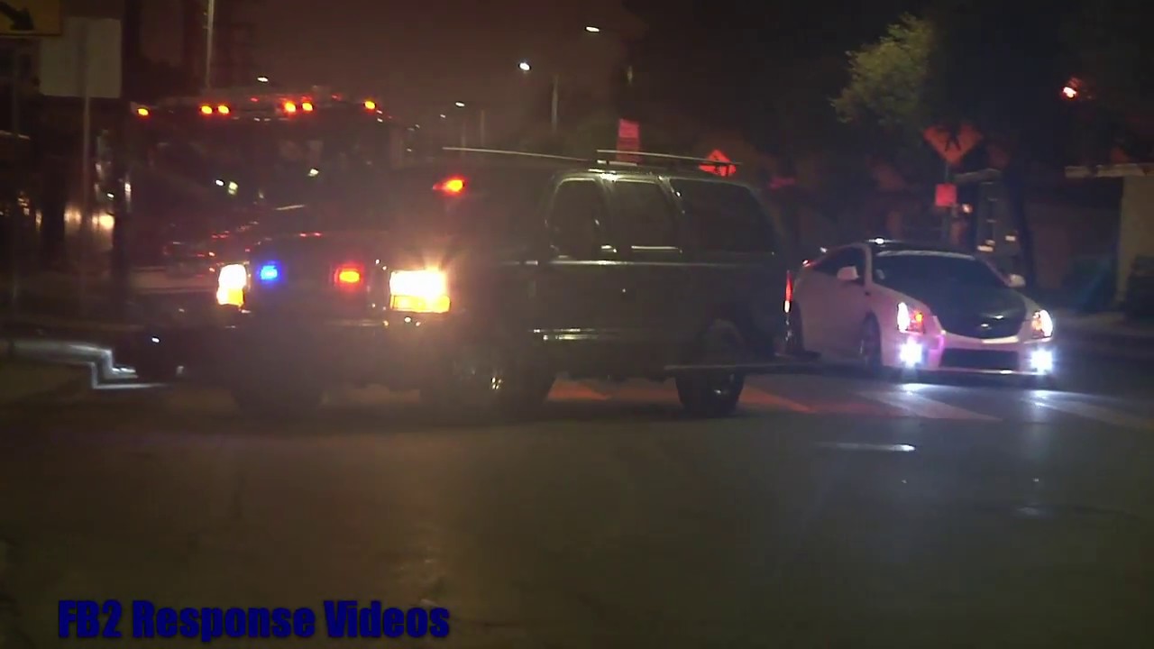 LAPD Armored Excursion Responding - YouTube