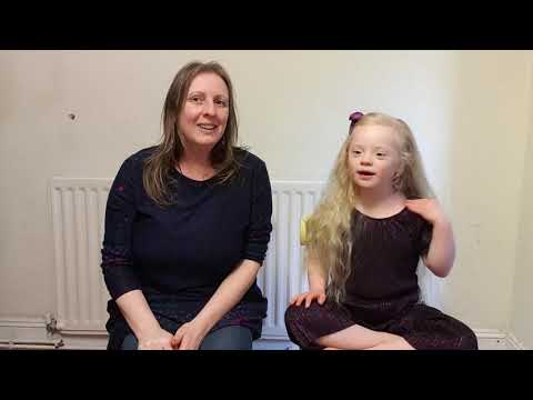 Makaton for 'Purple' 💜 - YouTube