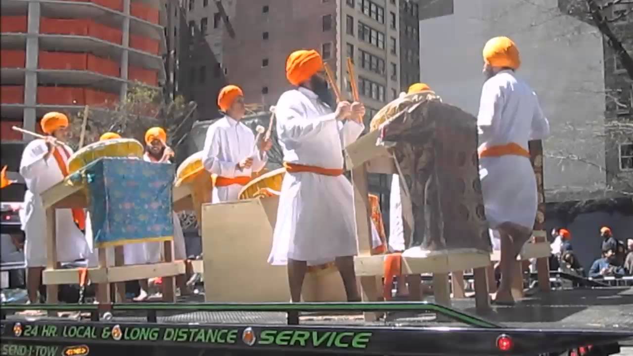 Sikh Nagara Jatha - Sikh Day Parade NYC 2014 - the Turang beat - YouTube