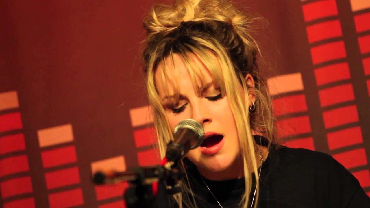 Shannon Saunders - Heart of Blue - YouTube