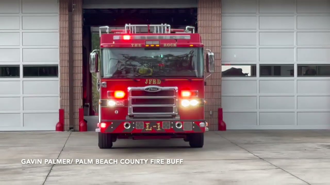 Jacksonville Fire Rescue Department Ladder 1 Responding - YouTube