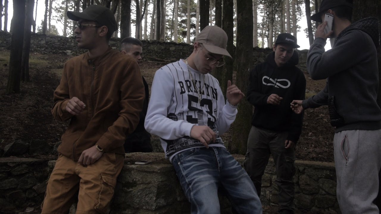 Noir & Jaune - ROBA VECCHIA ROBA NUOVA - YouTube