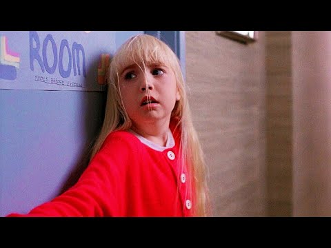 Awfully Good Movies - Poltergeist III (1988)