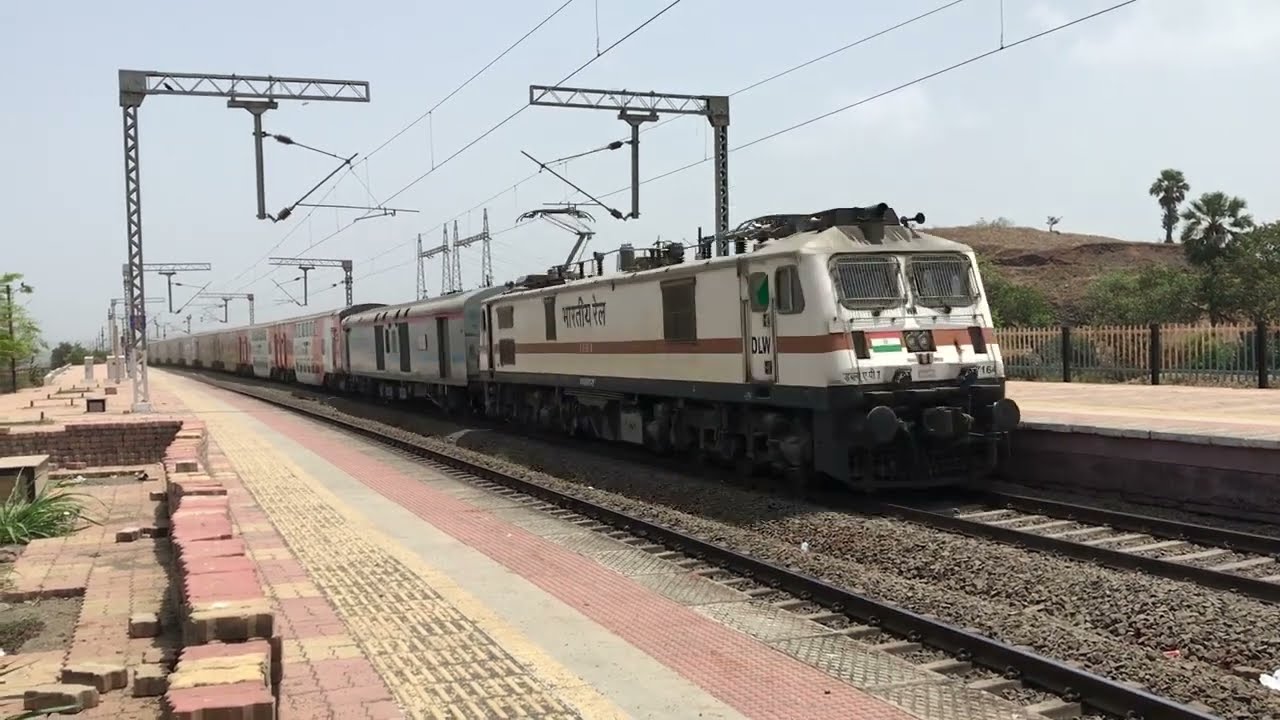 12932 Ahmedabad Mumbai Central AC Double Decker Express shortest train ...