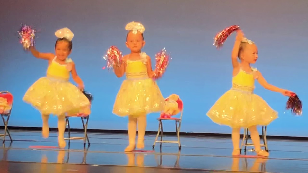 Leila’s Dance Recital - YouTube
