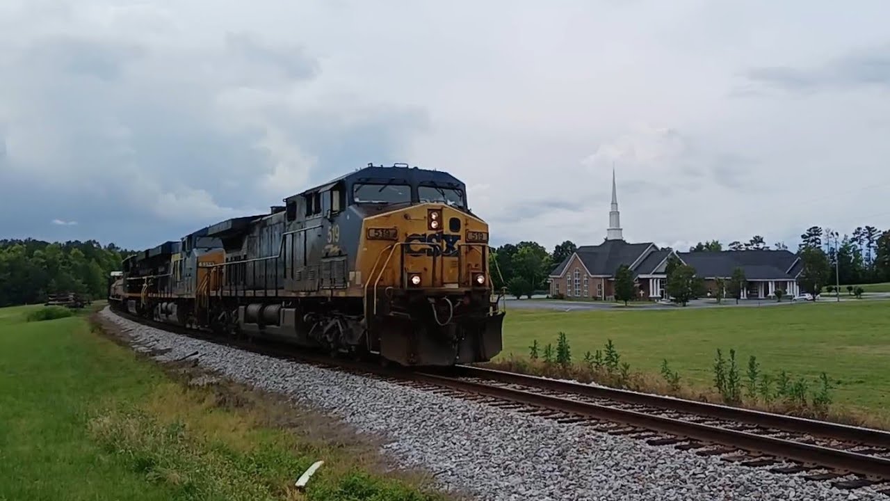 CSX M692 Rolls Through Waterloo SC On The Spartanburg Subdivision With CSXT 519 Leading - YouTube
