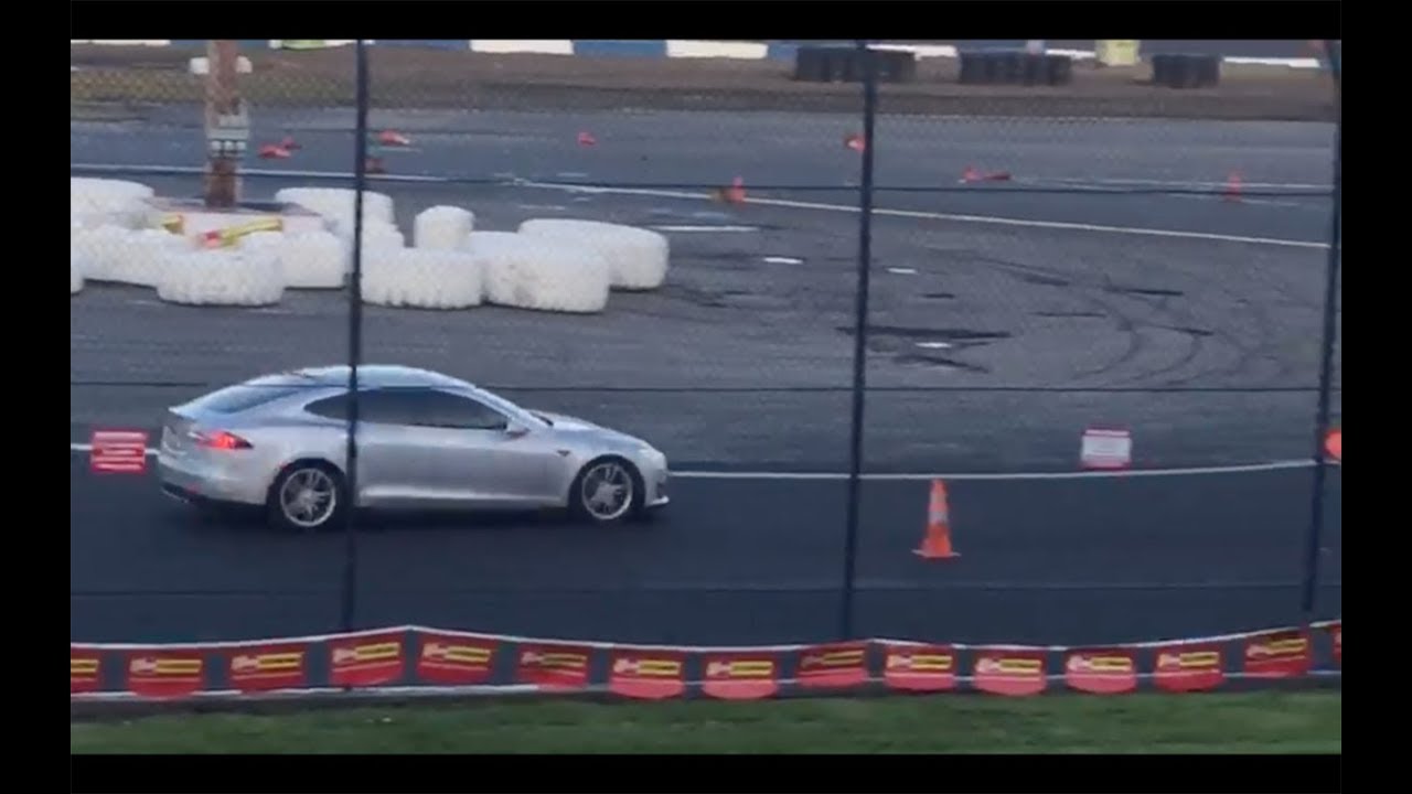 Tesla Model S Autocross - Evergreen Speedway AutoX 2018 - 60W First ...