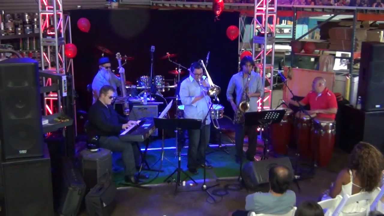 Banda Brothers - YouTube
