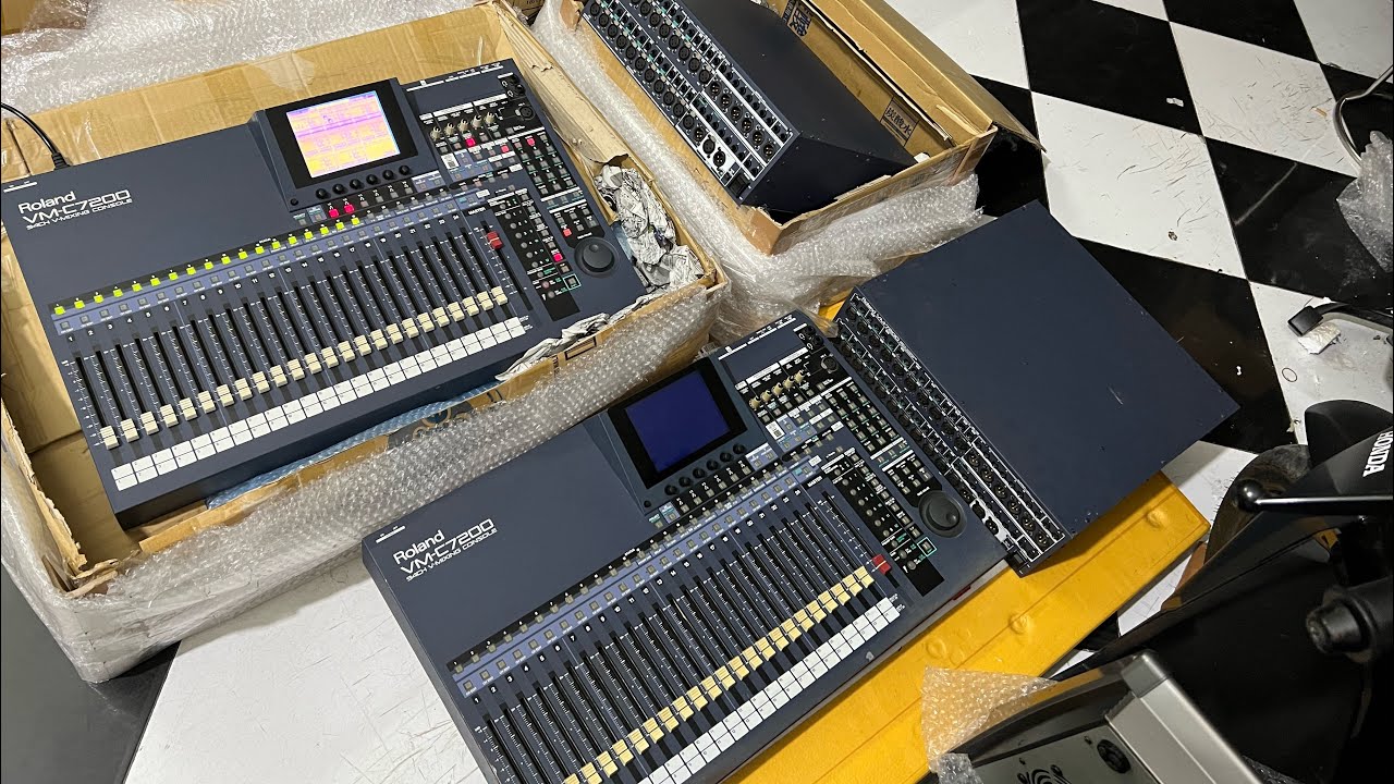 ROLAND VM-C7200 8 effes 24CH 0963346614 - YouTube