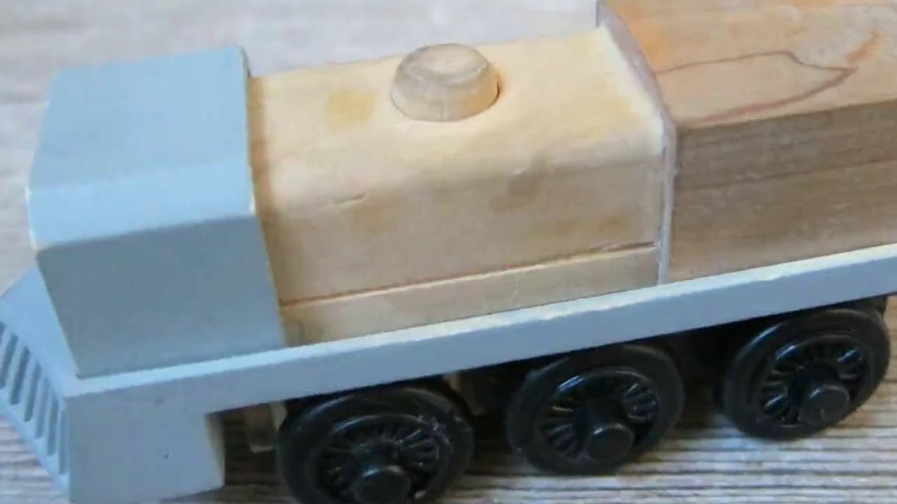 TWR GORDON'S SNOW MACHINE PROTOTYPE THOMAS WOODEN RAILWAY - YouTube