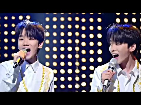 Aankhein Khuli ho ya ho band || Hindi song cover by twin chinese boys #bollywood #songs #viral