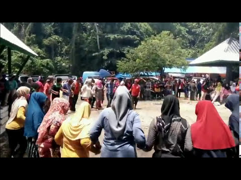 TARIK SIS * SEMONGKO