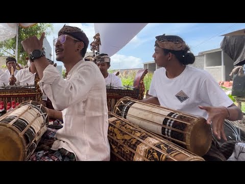 Megamel Asik Lagi hehe | Nyoman Monot | GAMELAN CAM