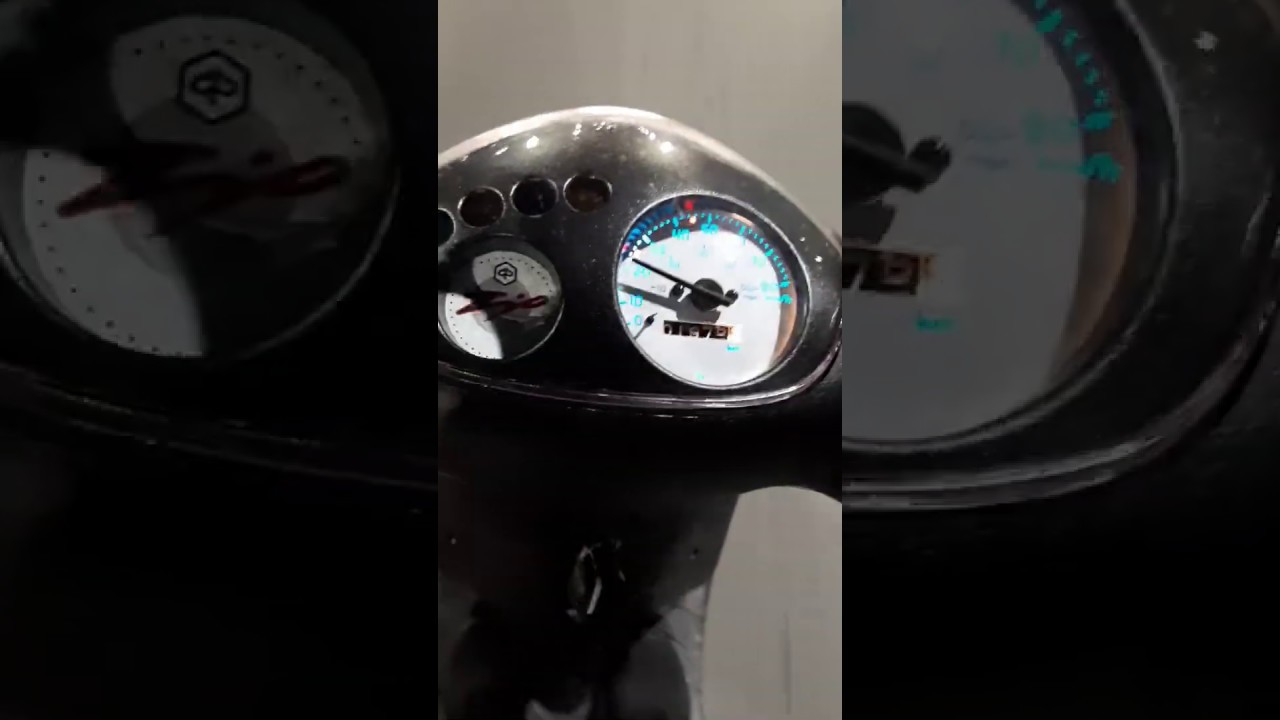 Zip 4t injection débridé 60km/h - YouTube