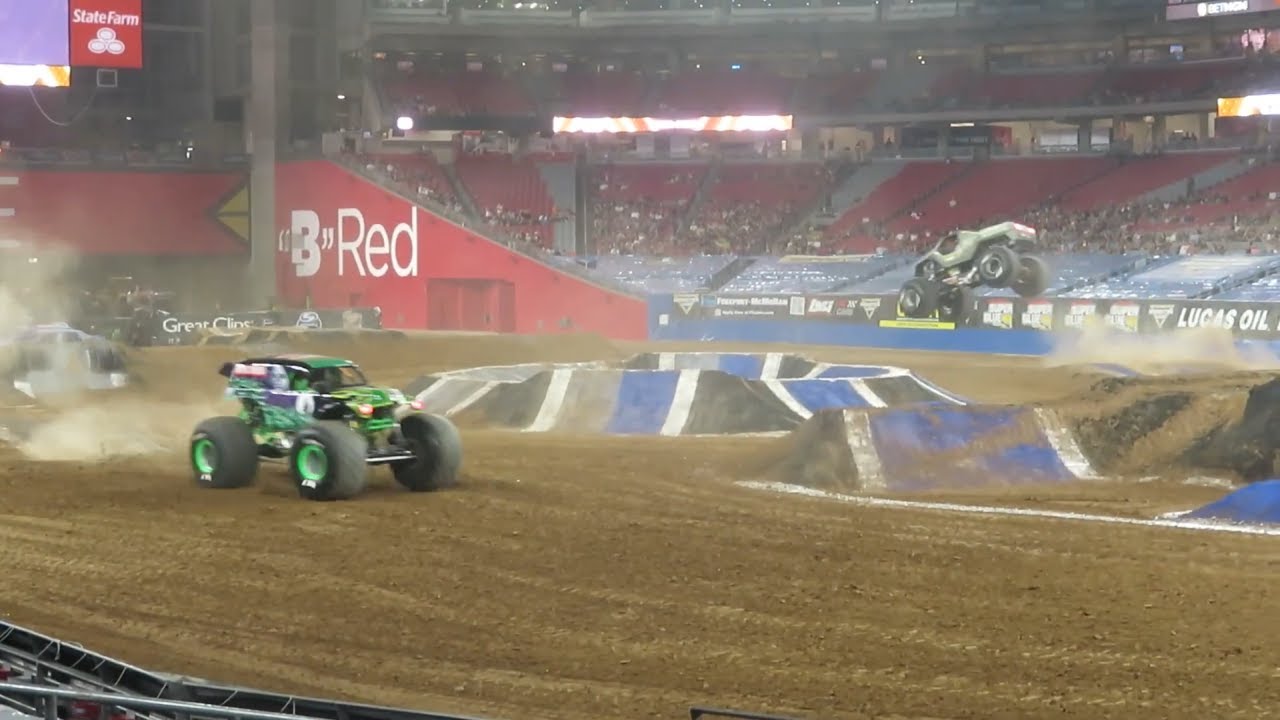Monster Jam Intros + Racing | Glendale AZ 09/30/2023 - State Farm ...