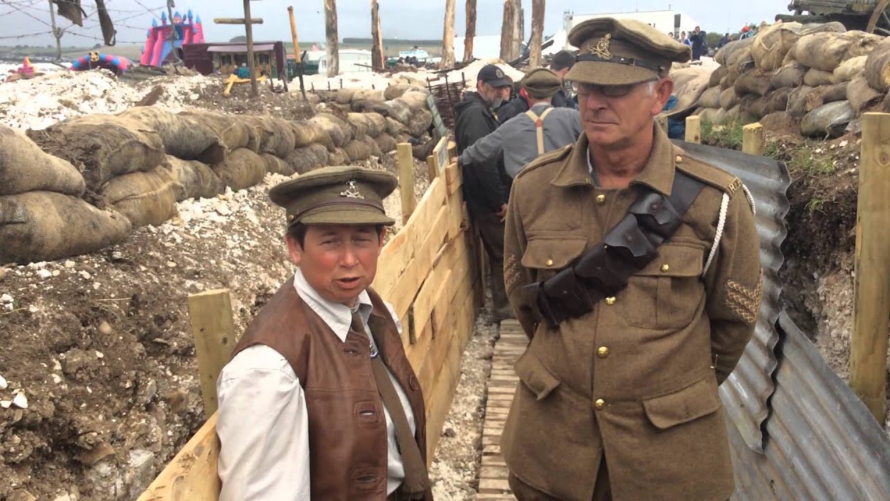 Feeding the troops in the Great Dorset Steam Fair Trenches - YouTube