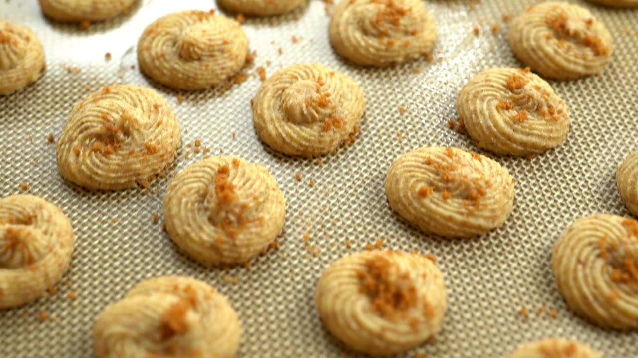 BIKIN LOTUS BISCOFF BUTTER COOKIES UNTUK ANEKA KUE KERING LEBARAN ...