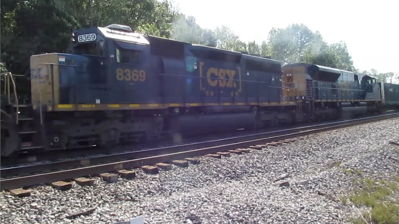 CSX Intermodal/Manifest Mixed Freight Train with new EMD ST70AH 8904 ...