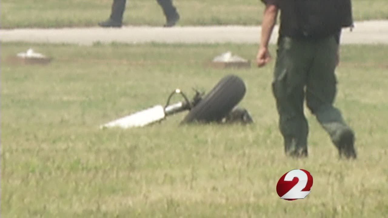 Holly Samuels walks you through the Dayton Air Show - YouTube