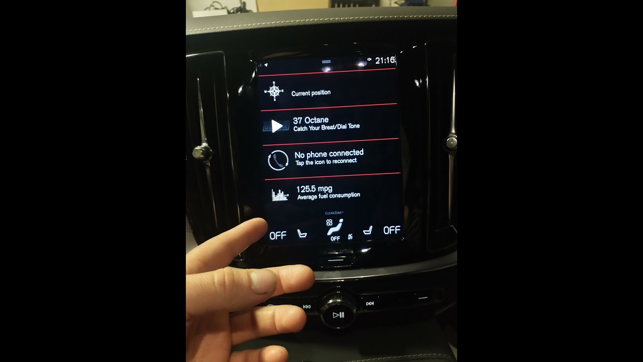 2022 Volvo S60 Infotainment Overview! - YouTube