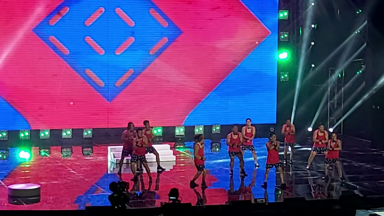 THE BOMB @ ITS SHOWTIME SAMPU SAMPLE DANCE CONTEST - YouTube