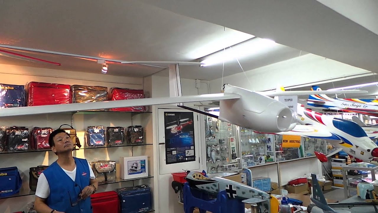 The first spy plane in hk - YouTube