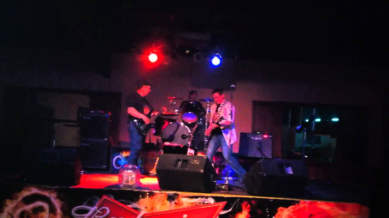 Texas Red Giant Band - YouTube