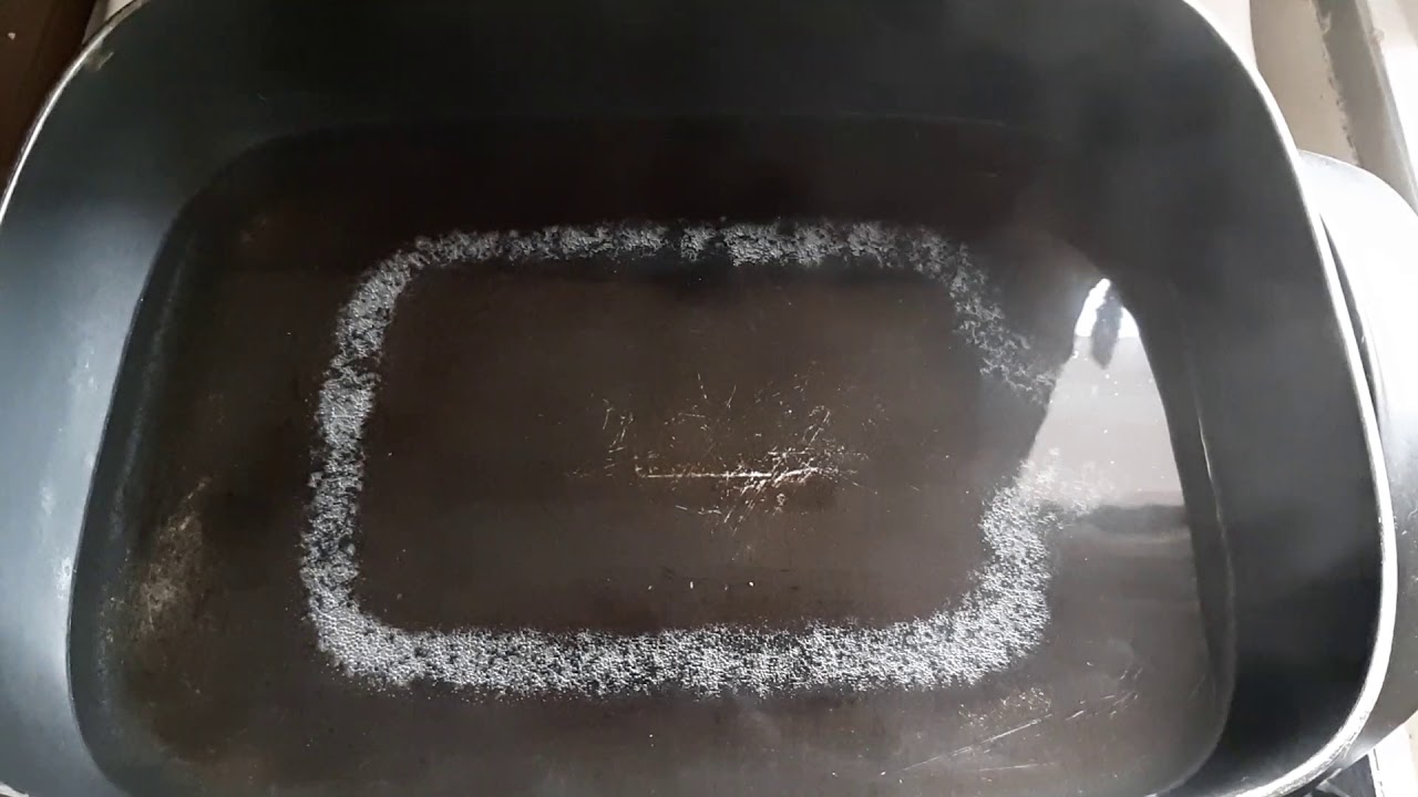 Boiling water in electric frying pan - YouTube