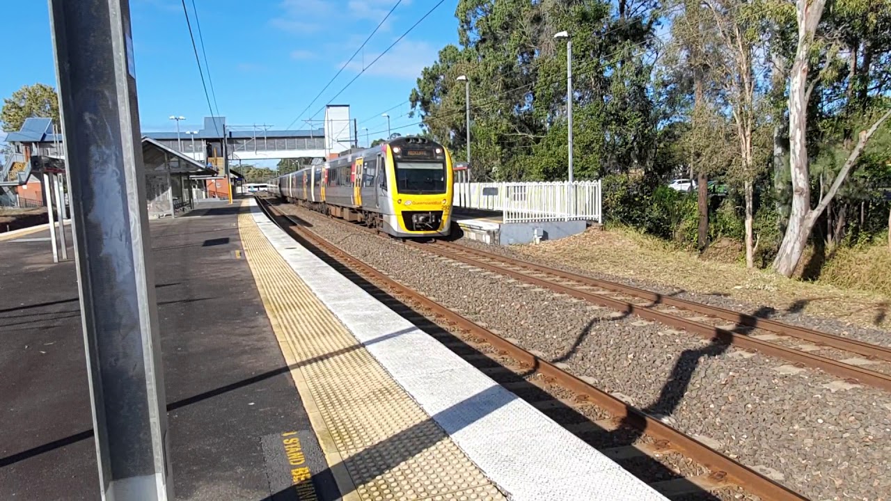 Kippa-Ring train. June 2nd 2020 - YouTube