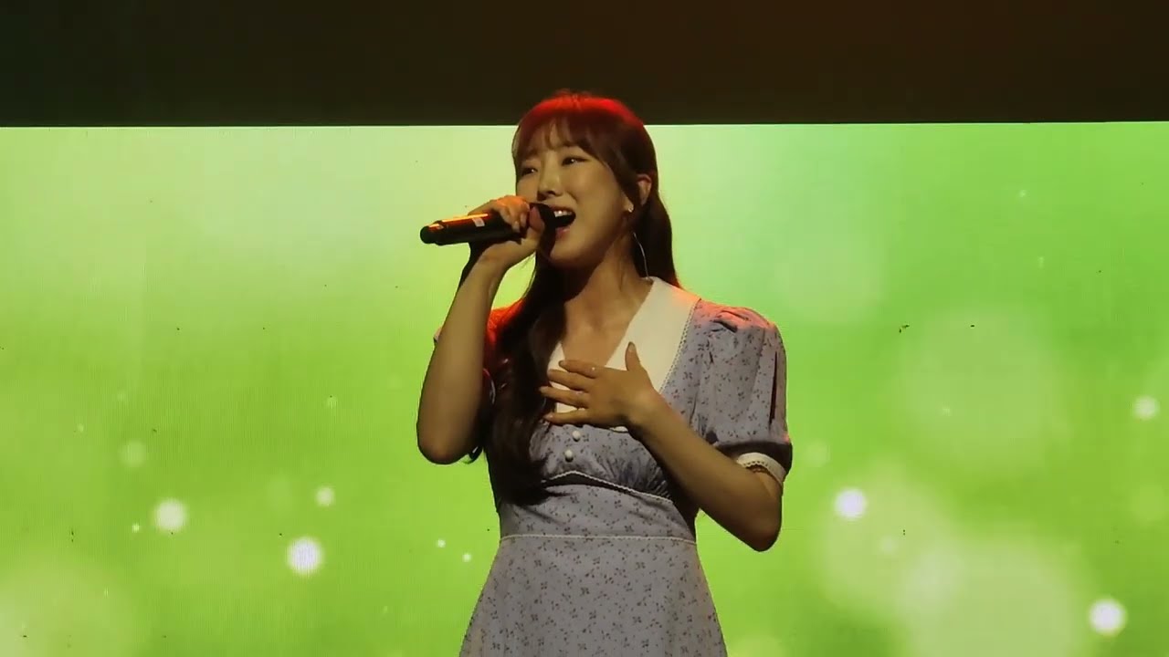 [220911] 이보람 (LEE BO-RAM) - 사랑의 인사 @ Hallyu Travel Fiesta 2022 ...