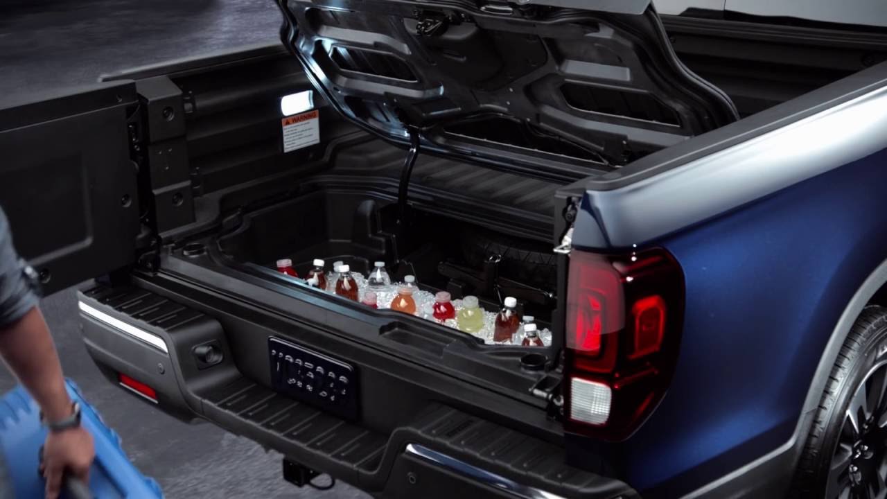 All New Ridgeline Anatomía: In Bed Trunk - YouTube