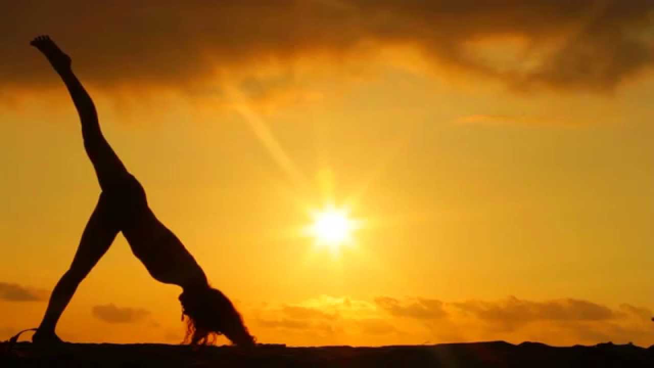 "Saludo al SOL" SURYA NAMASKARA - HATHA YOGA (FULL HD) - YouTube