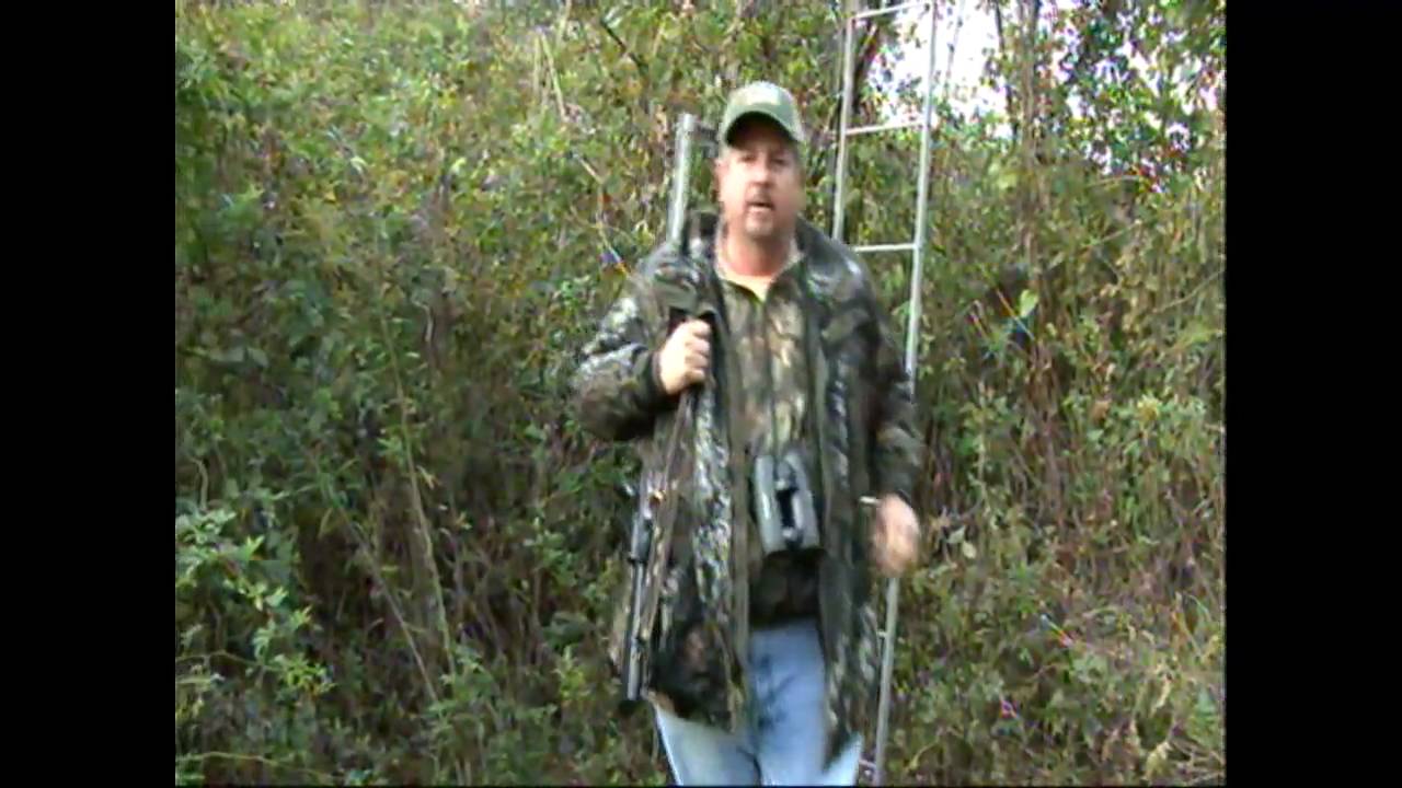 Hot Pursuit Deer Hunting with John Womble - YouTube
