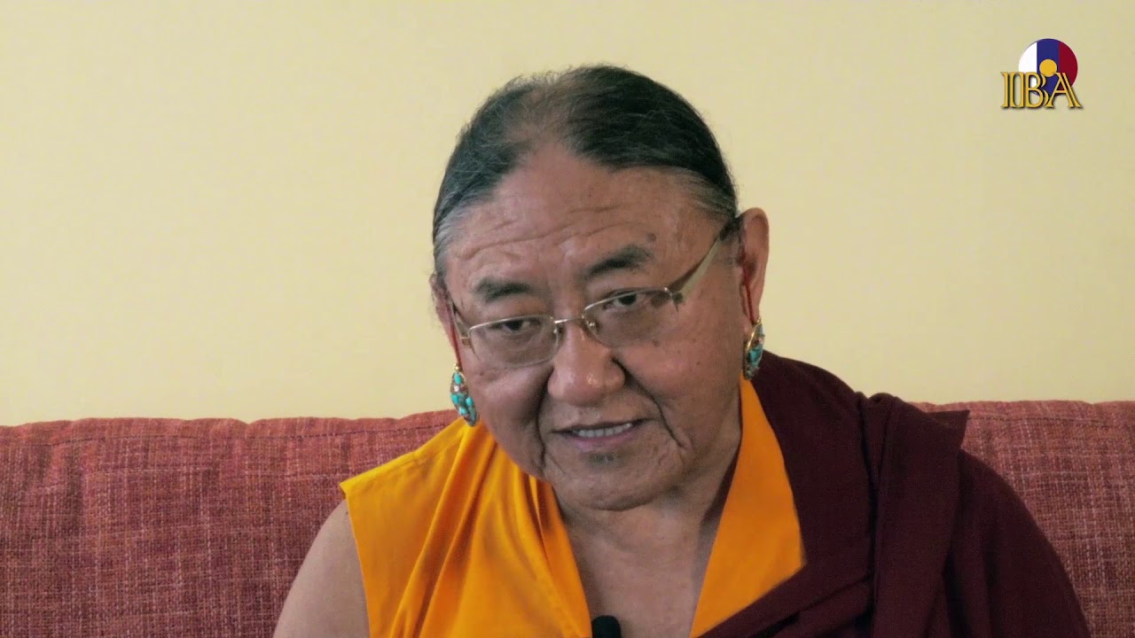 His Holiness 41st Sakya Trizin presents The Complete Path at IBA - YouTube