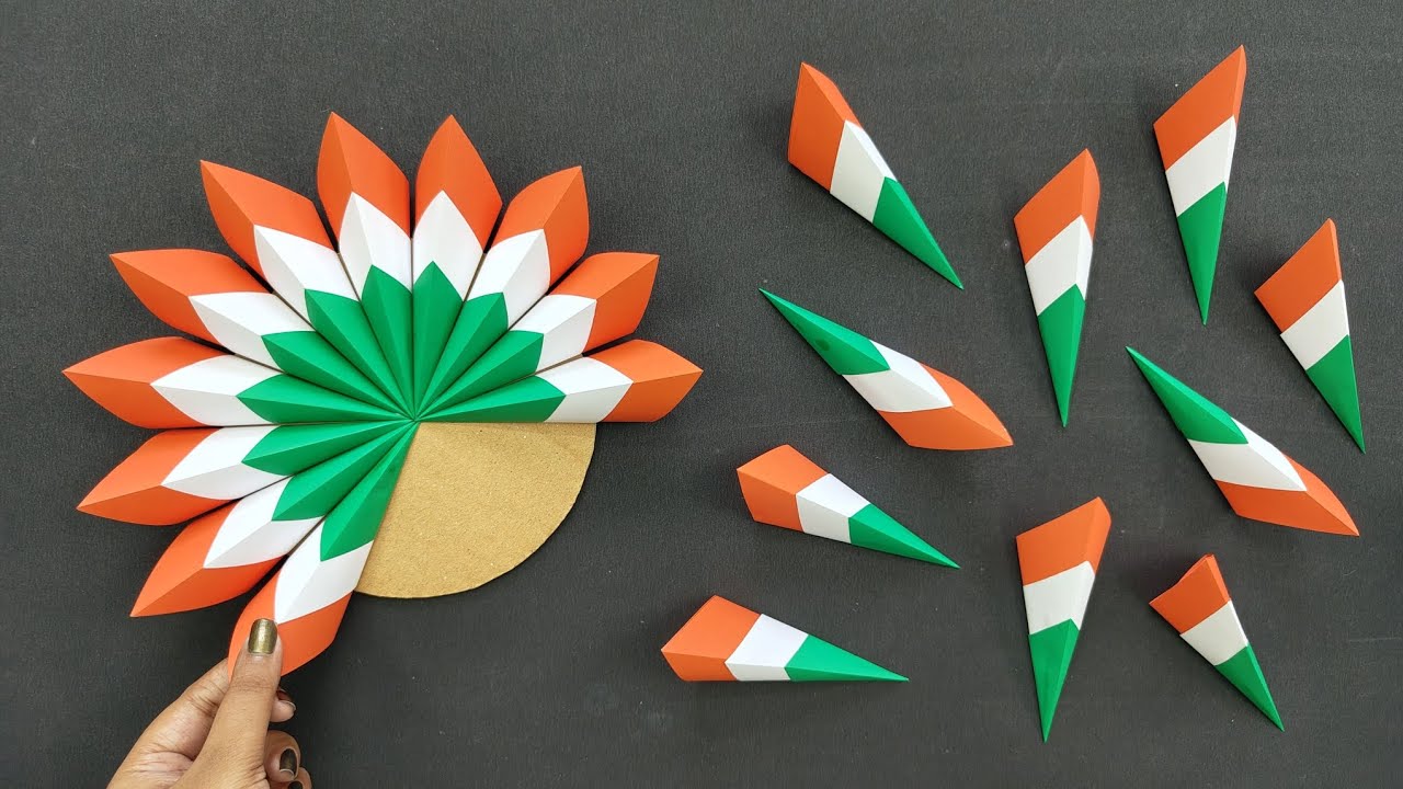 Independence day special craft ideas/DIY beautiful wall hanging/Paper ...