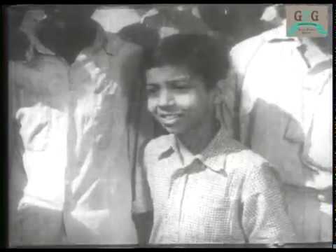 MAA (1959 Odia Film) - “Jete Akhi" - Gour Prasad Ghose & Parbati Ghose ...