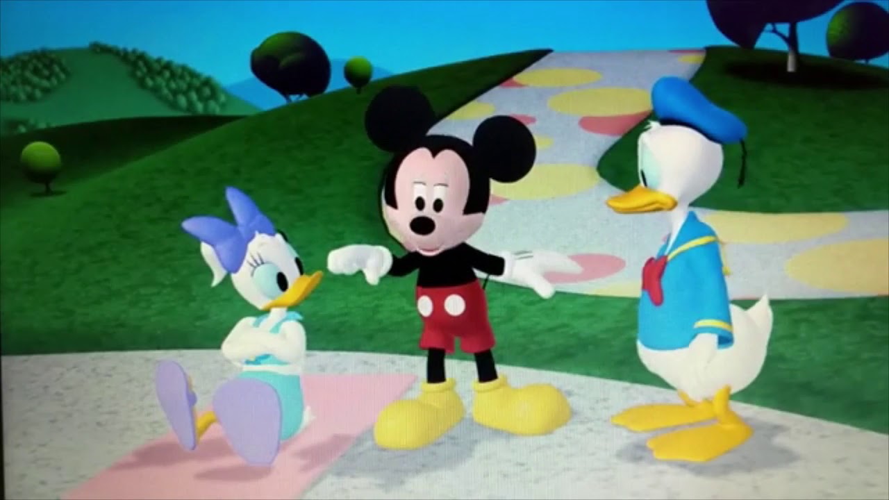 Donald's Lost Lion - Pretty and Sweet Daisy Duck Wears a Pretty ...