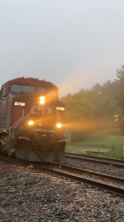 CP 8758 & CP 8621 lead CPKC 101 north - YouTube