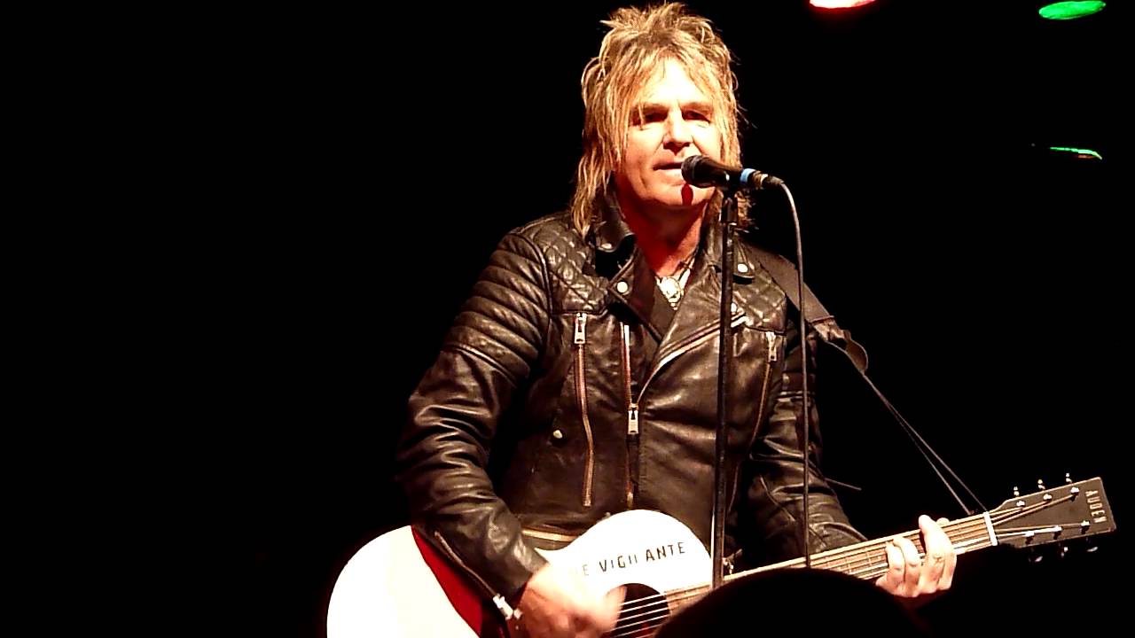 The Alarm - The Poppy Fields I Remember - YouTube