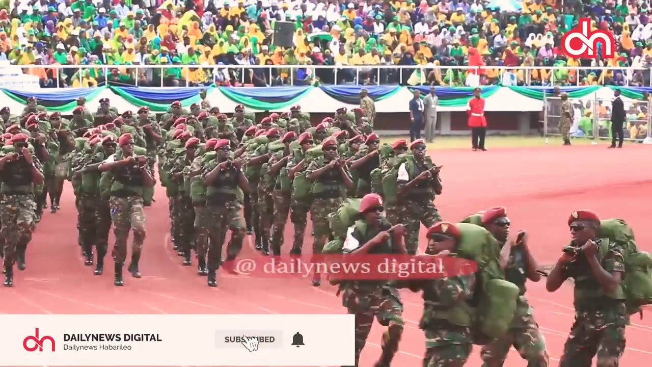 Makomando.wa.JWTZ.wafanya.maajabu.katika.sherehe.za.mapinduzi - YouTube