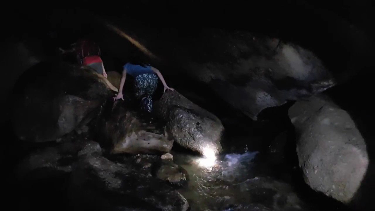 Gua Batu Maloi Caving - YouTube