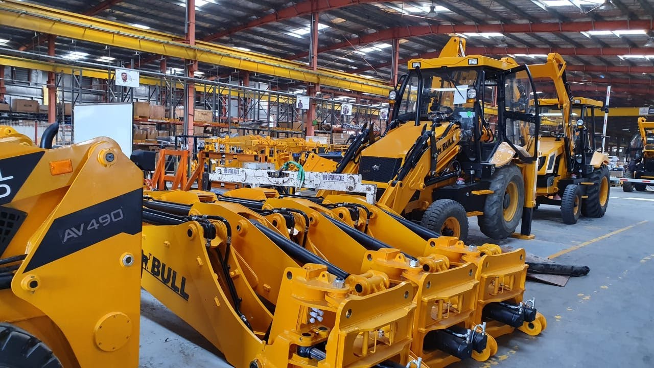 Conoce BULL Machines. Retroexcavadoras de Clase Mundial! - YouTube